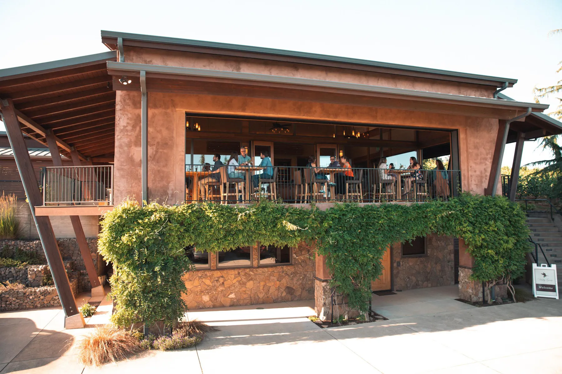 Dusky Goose Winery - Dundee, OR | Tock