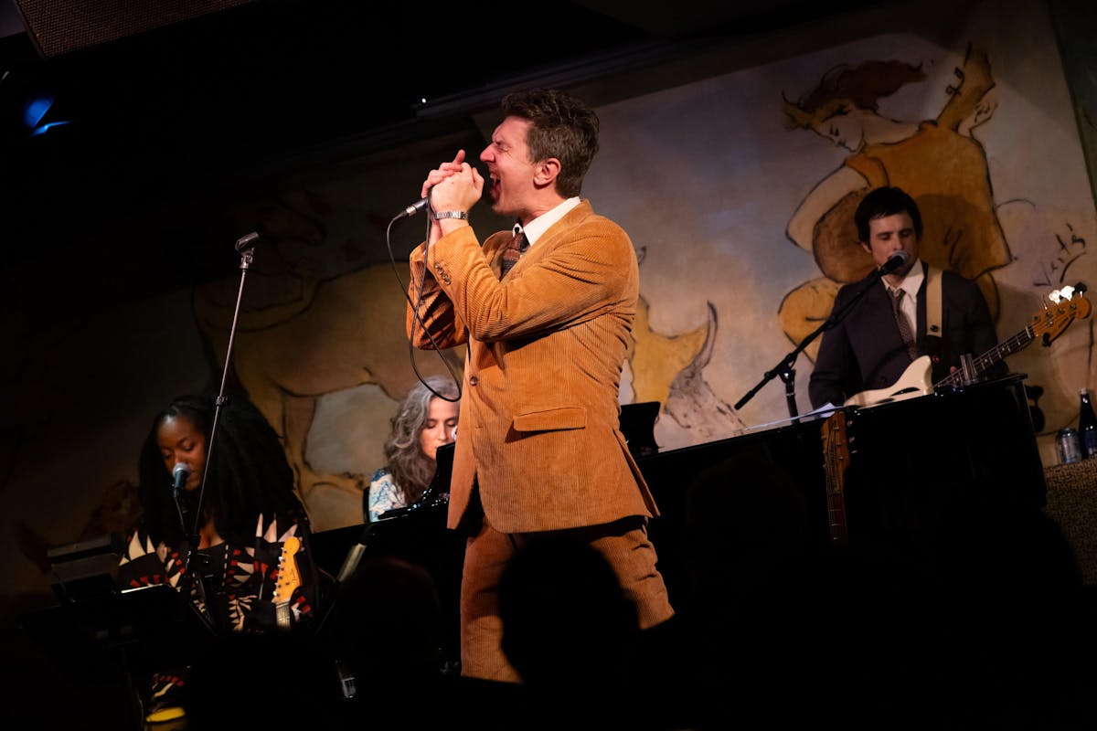 Cafe Carlyle - Peter Cincotti: Premium Seating - March 3, 10, 17, 24 ...
