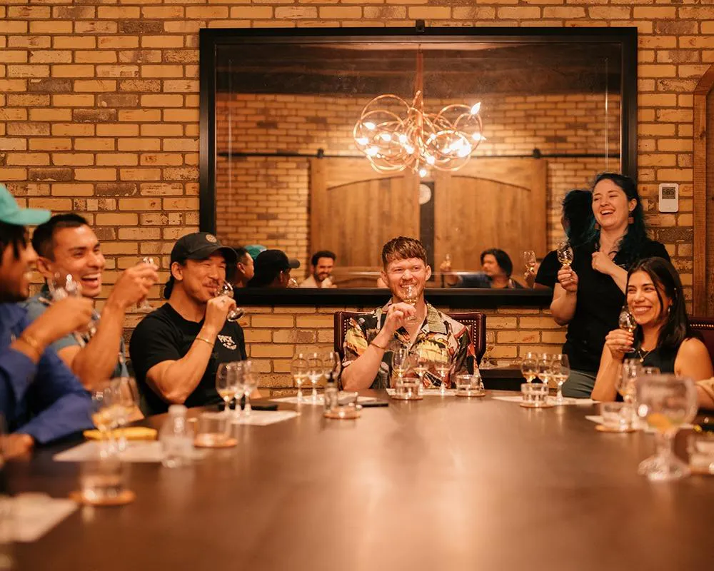 O'Shaughnessy Distilling Whiskey Lounge & Bar - Distillery Tour ...