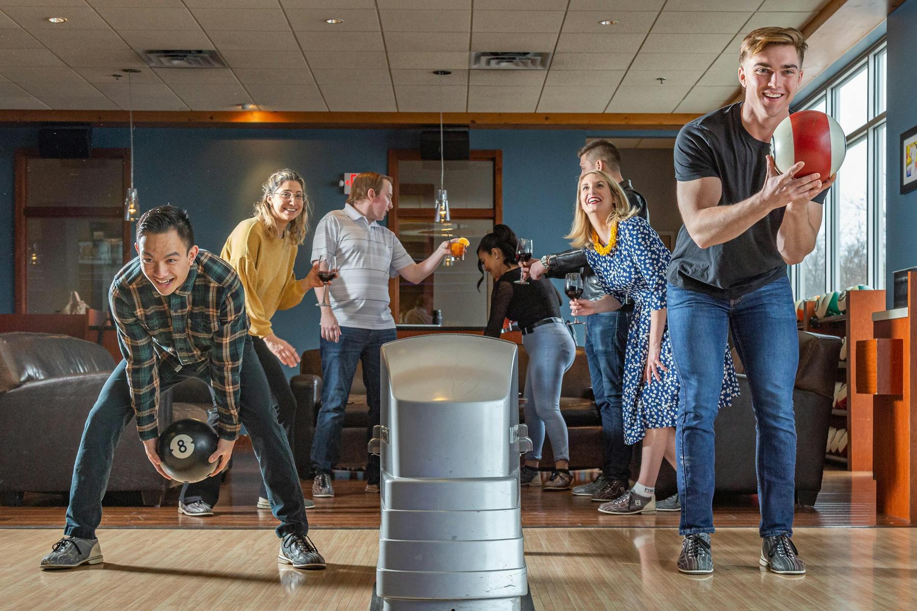 Pinstripes South Barrington - South Barrington, IL | Tock