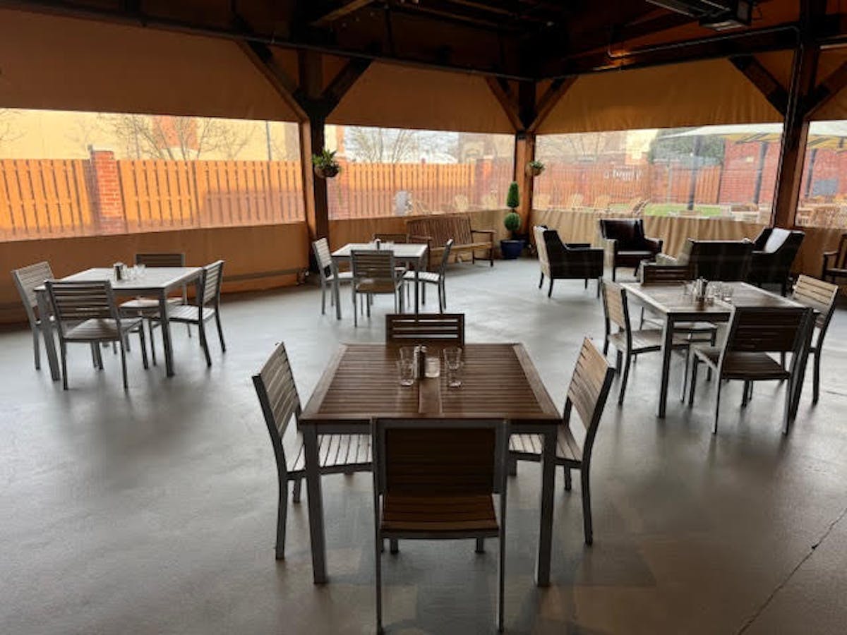 Pinstripes South Barrington - South Barrington, IL | Tock