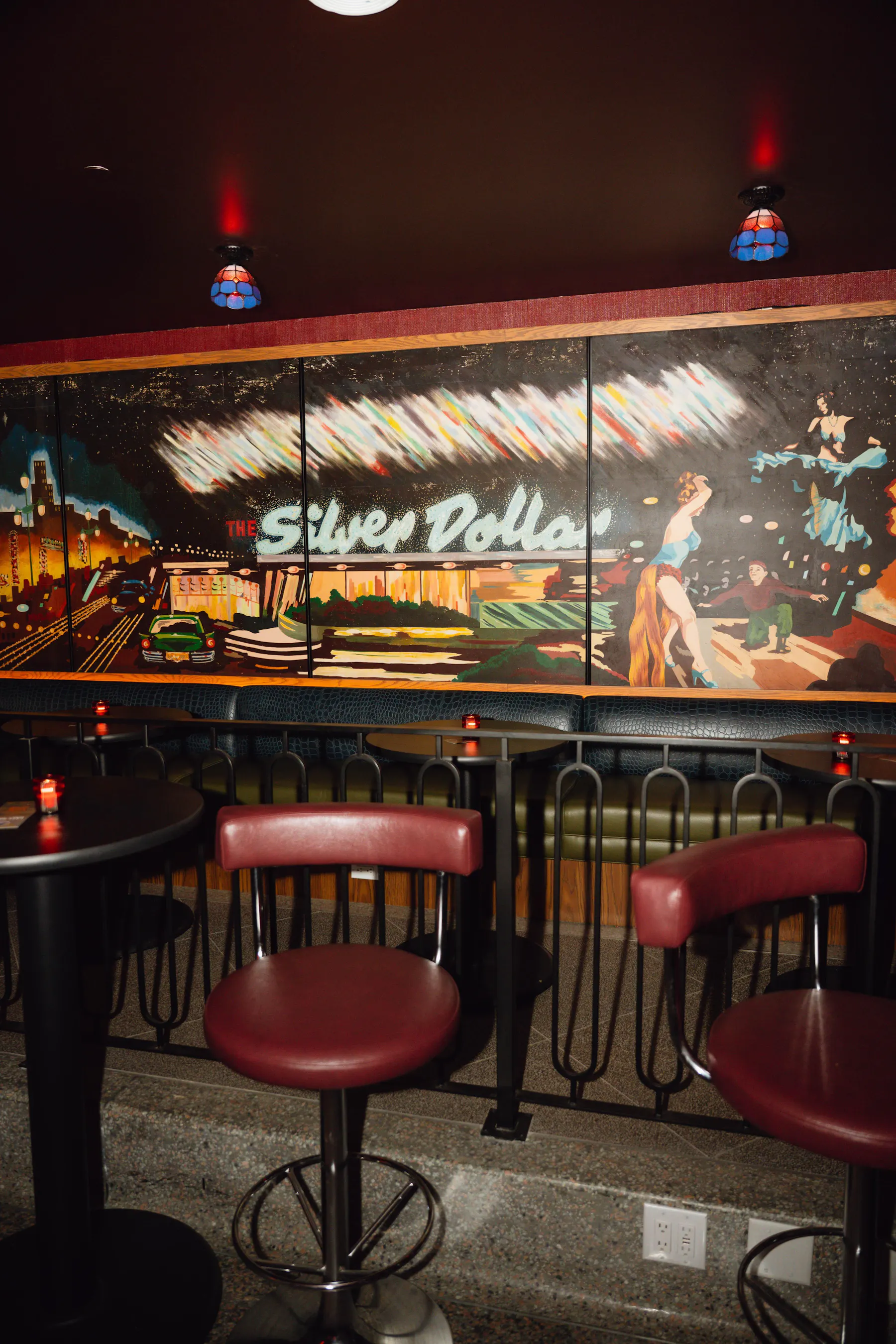 Dina's Tavern - Toronto, ON | Tock