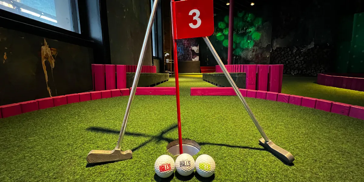 Shoreditch Balls - London, ENGLAND | Tock
