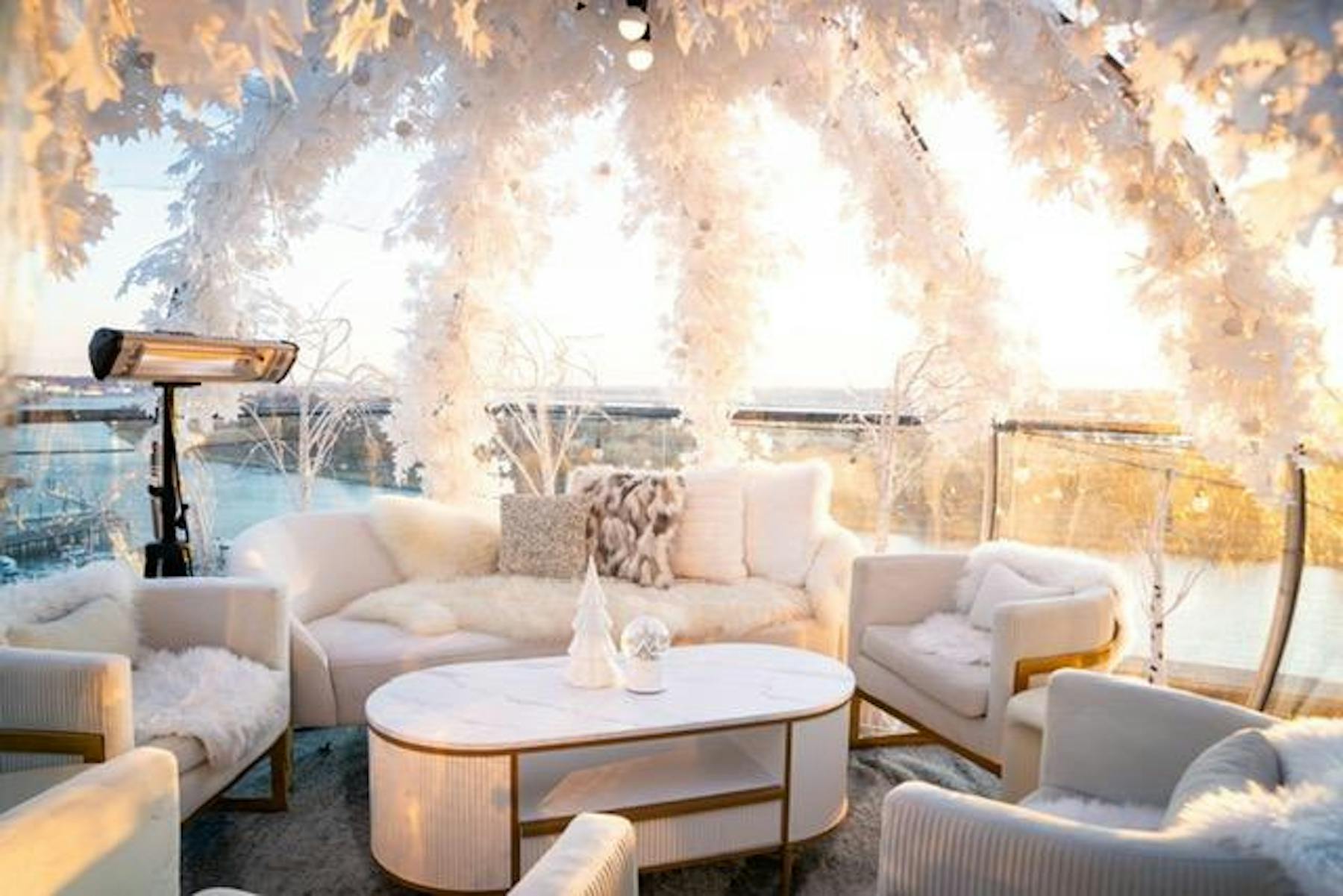 Igloos with a View at La Vie's Penthouse - V-DAY BRUNCH: IGLOOS WITH A ...