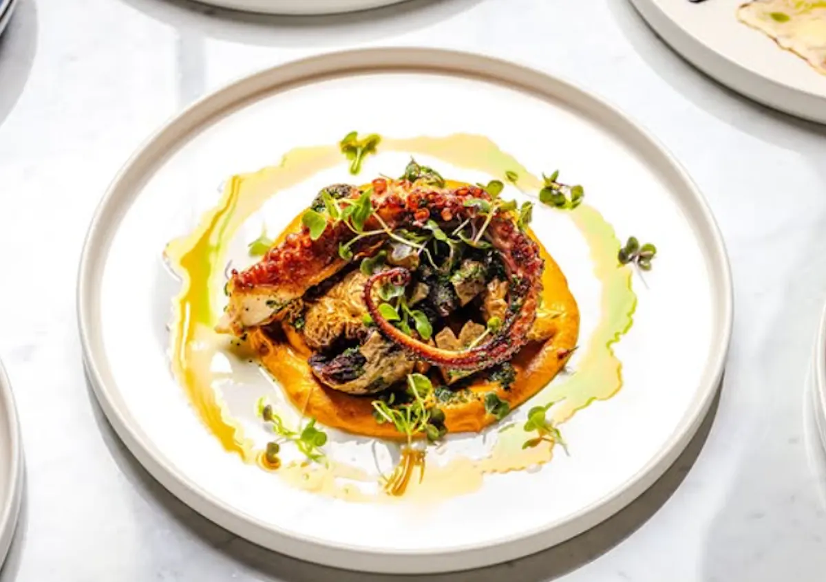 Nora Restaurant & Bar - Chicago, IL | Tock