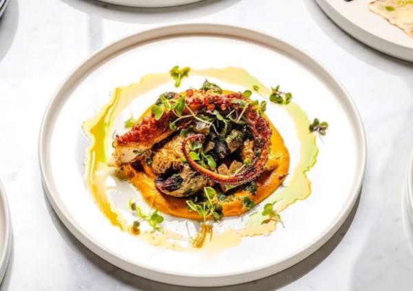 Nora Restaurant & Bar - Valentine's Day Dinner Reservation - Chicago ...