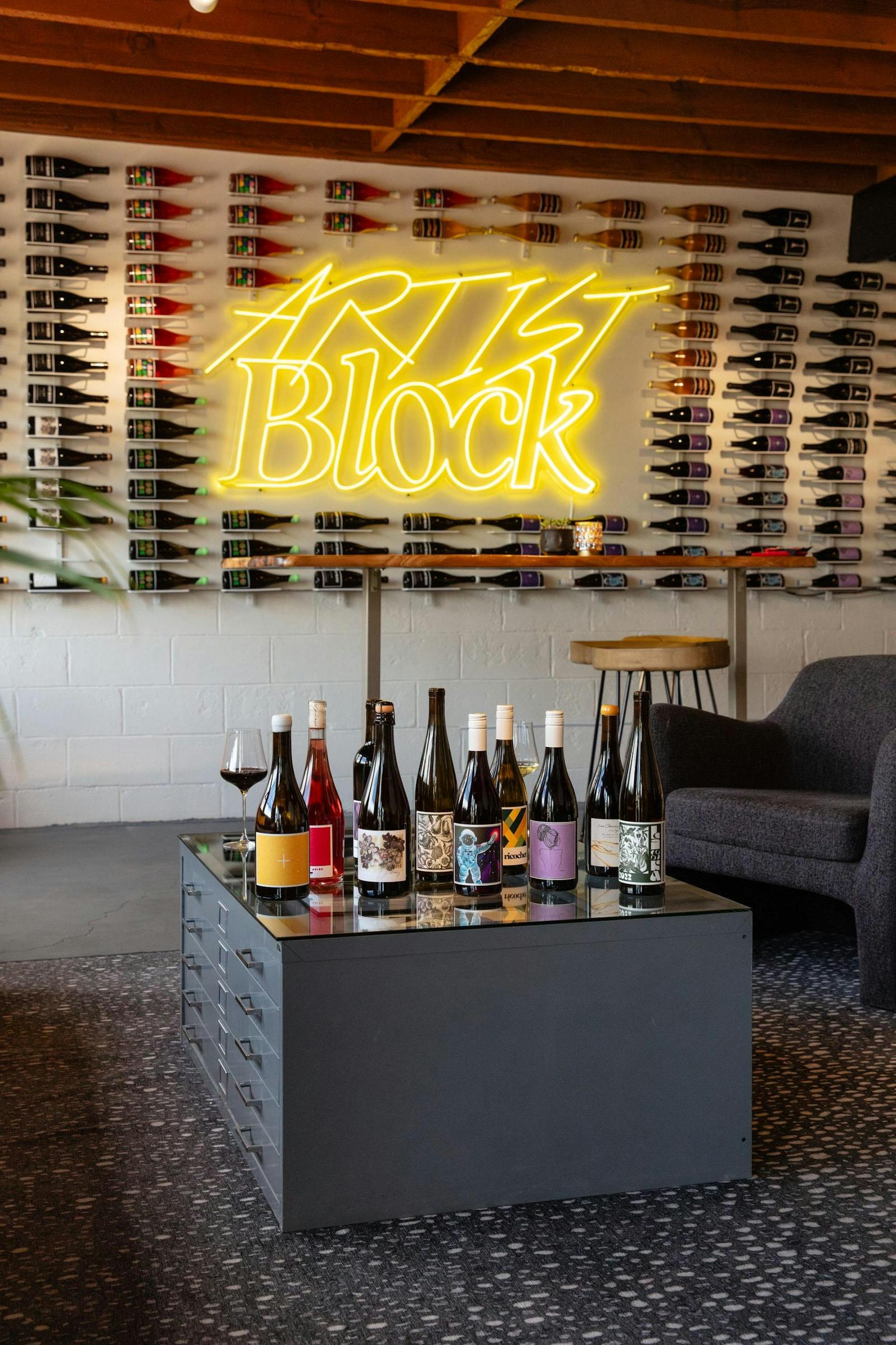 Artist Block Wine - Dundee, OR | Tock