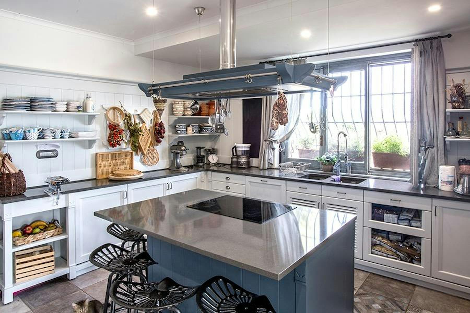 Cantina Del Vesuvio Winery Russo Family - Trecase, CAMPANIA | Tock