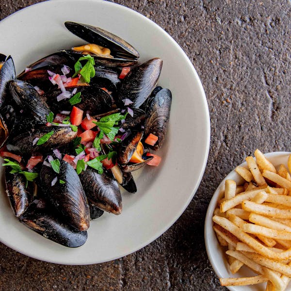 609 Social Market & Provisions - Decatur, AL | Tock