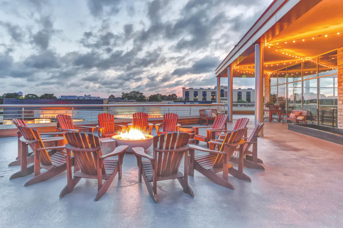 Pinstripes Edina - Dining Reservation - Edina, MN | Tock