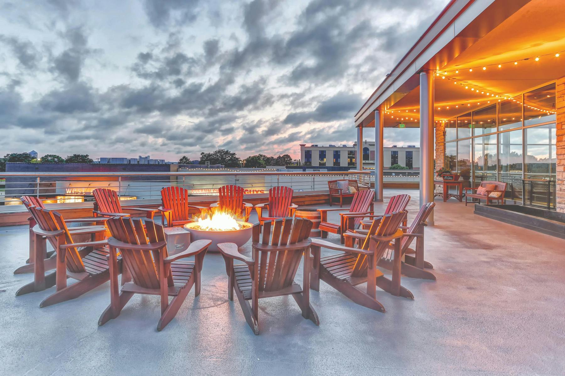 Pinstripes Edina - Edina, MN | Tock