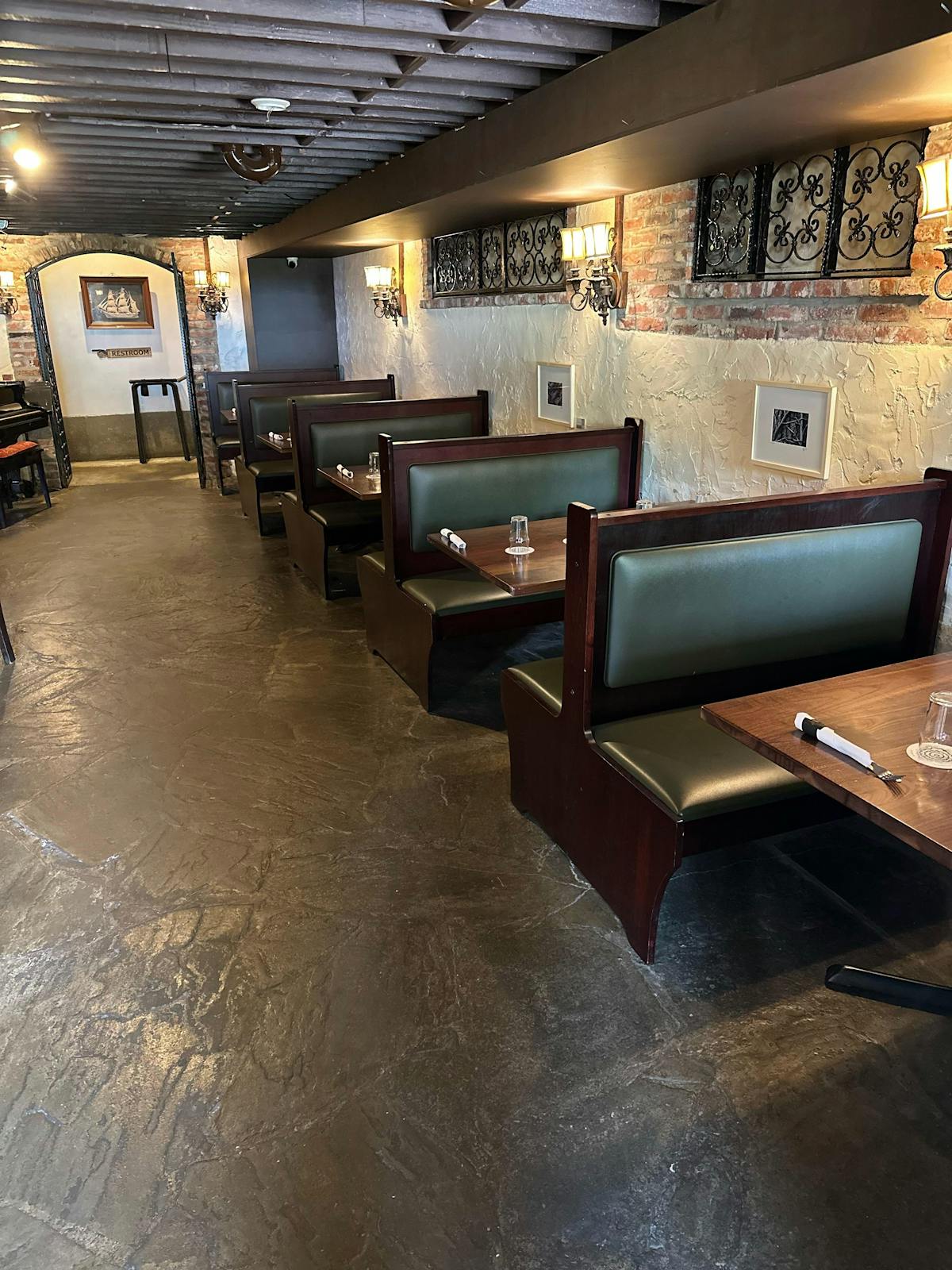 Zinnia - The Restaurant at Zinnia (Inside the Main Dining Rooms ...